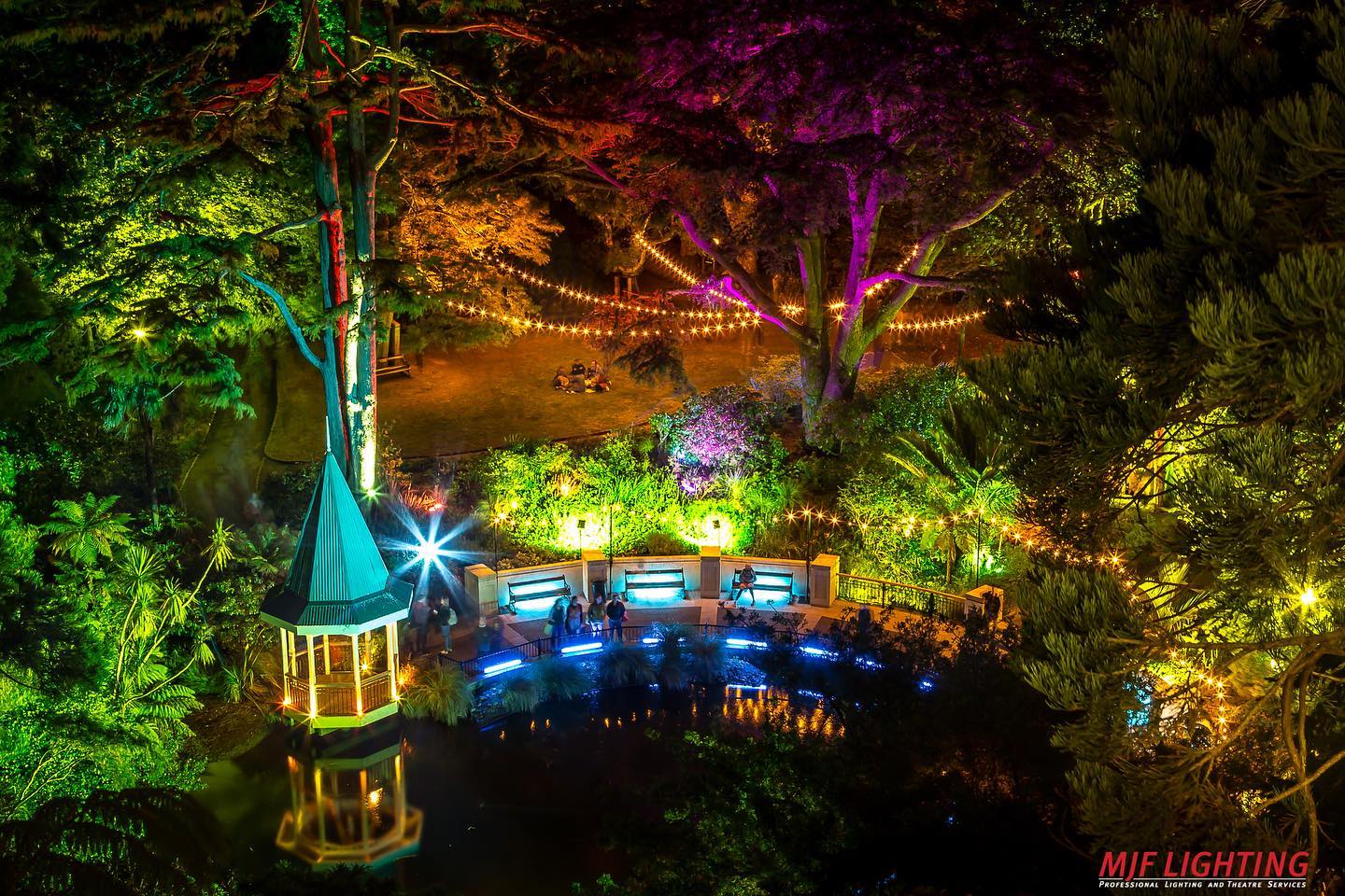 Firefly Festoon Creates Gardens Magic - Firefly Lighting - Commercial ...