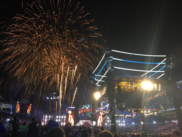 FloppyFlex for WrestleMania – Firefly Lighting